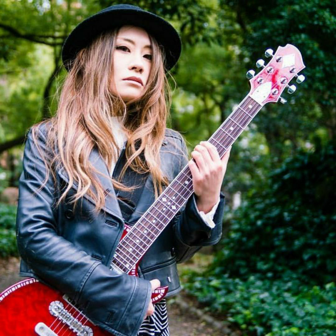 PROFILE | Aiko(Guitarist) Official Site